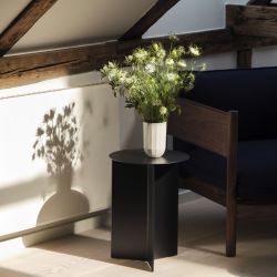 Slit Table - Round coffee table in steel, by HAY | Sediarreda.com