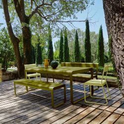 Bellevie 8425 - Fester Outdoor-Tisch von Fermob mit Struktur und ...