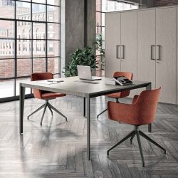 Office X9 Meet - Quadrifoglio meeting table with 140 x 140 cm veneer ...